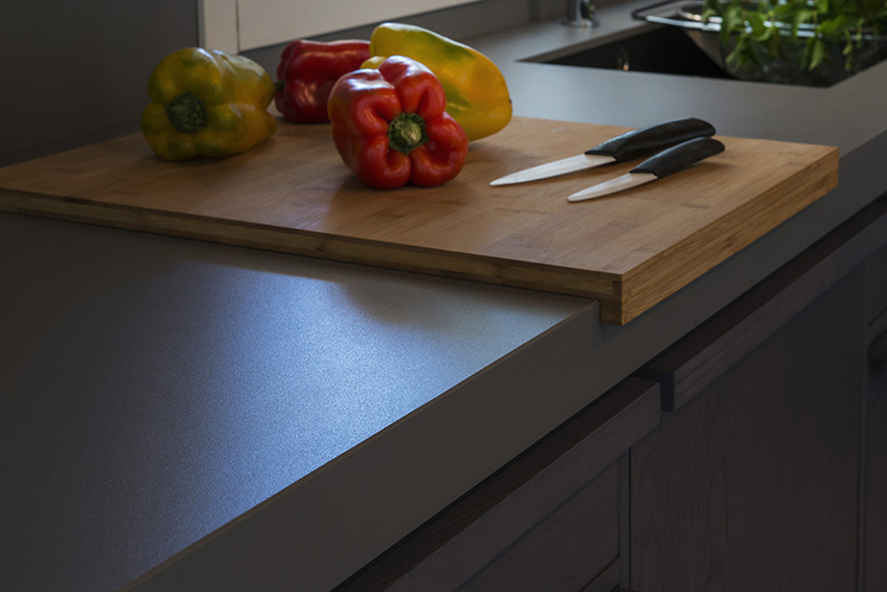 Neolith Humo worktop in 12mm and splashback in 6mm_Residential House ...